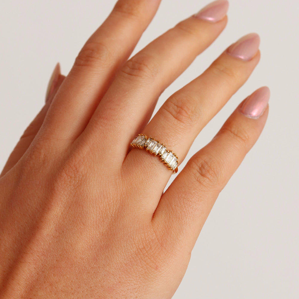 Baguette Stone Ring - White – Alliette